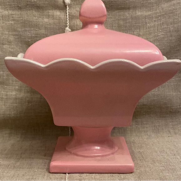hull | Kitchen | Hull Pink Pottery Ceramic Pedestal Candy Dish | Poshmark